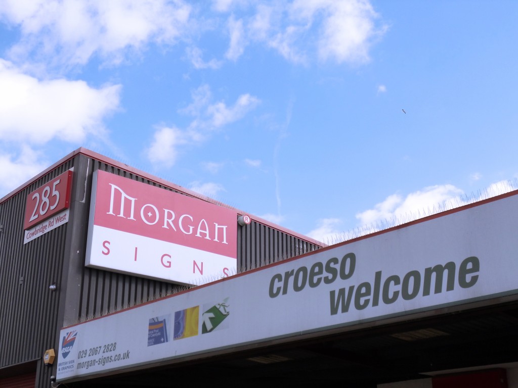 Morgan Signs step up with Mimaki latex for PopIn Vehicle Graphics...